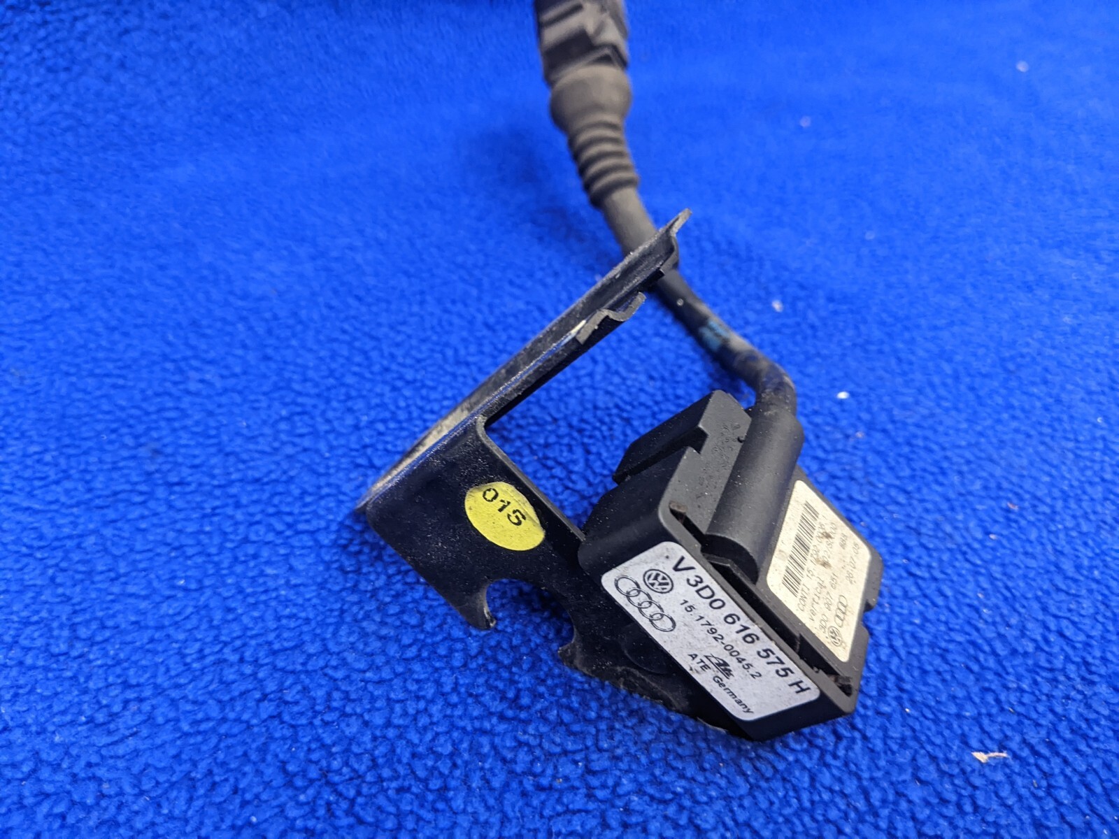 LH Front Suspension Damper Accelerator Sensor Phaeton left driver oem ...