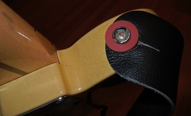 Four Light Red Rubber Guitar Strap Locks - Classic Design & Great ...