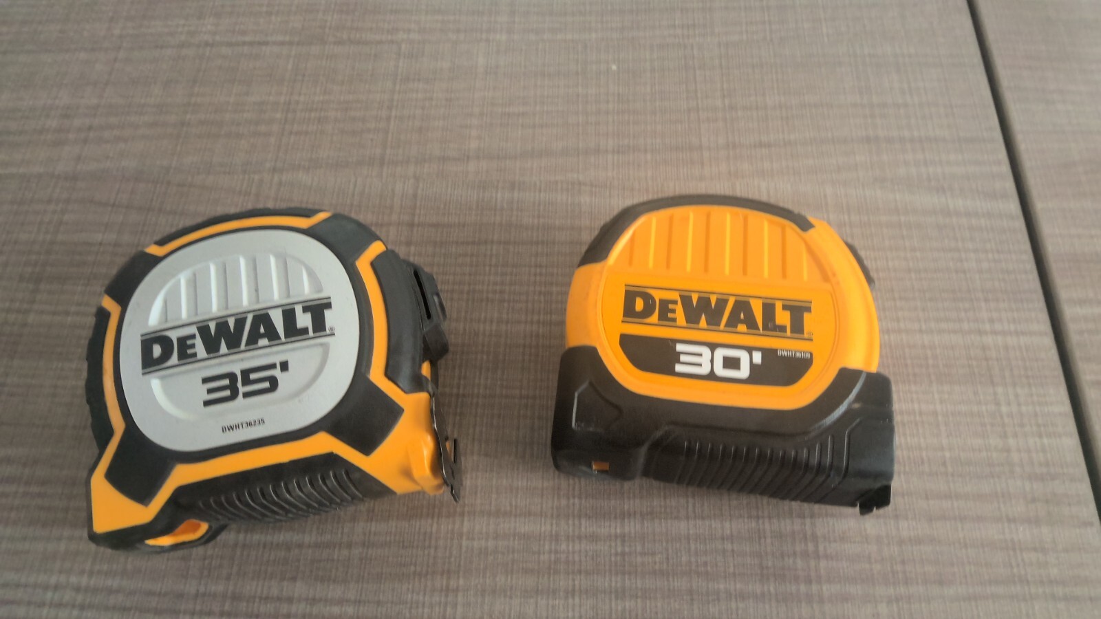 (Lot of 2) DEWALT NEXT GEN TAPE 35FT DWHT36235 & Dewalt 30' Tape ...