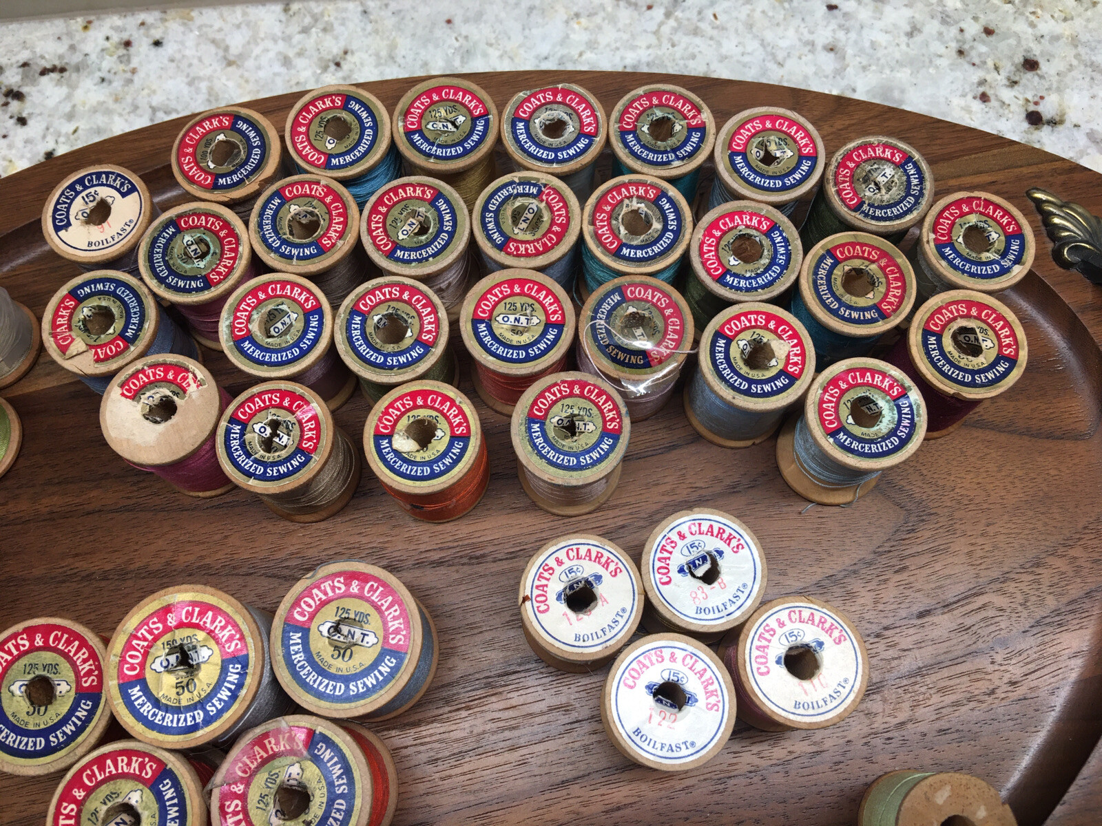 LOT 54 VINTAGE/ANTIQUE WOODEN THREAD SPOOLS - COATS CLARKS-STAR-TALON ...