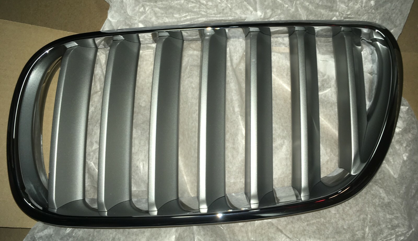 NEW BMW 51113420089 LEFT CENTER TITAN GRILLE FOR E83 X3 | eBay