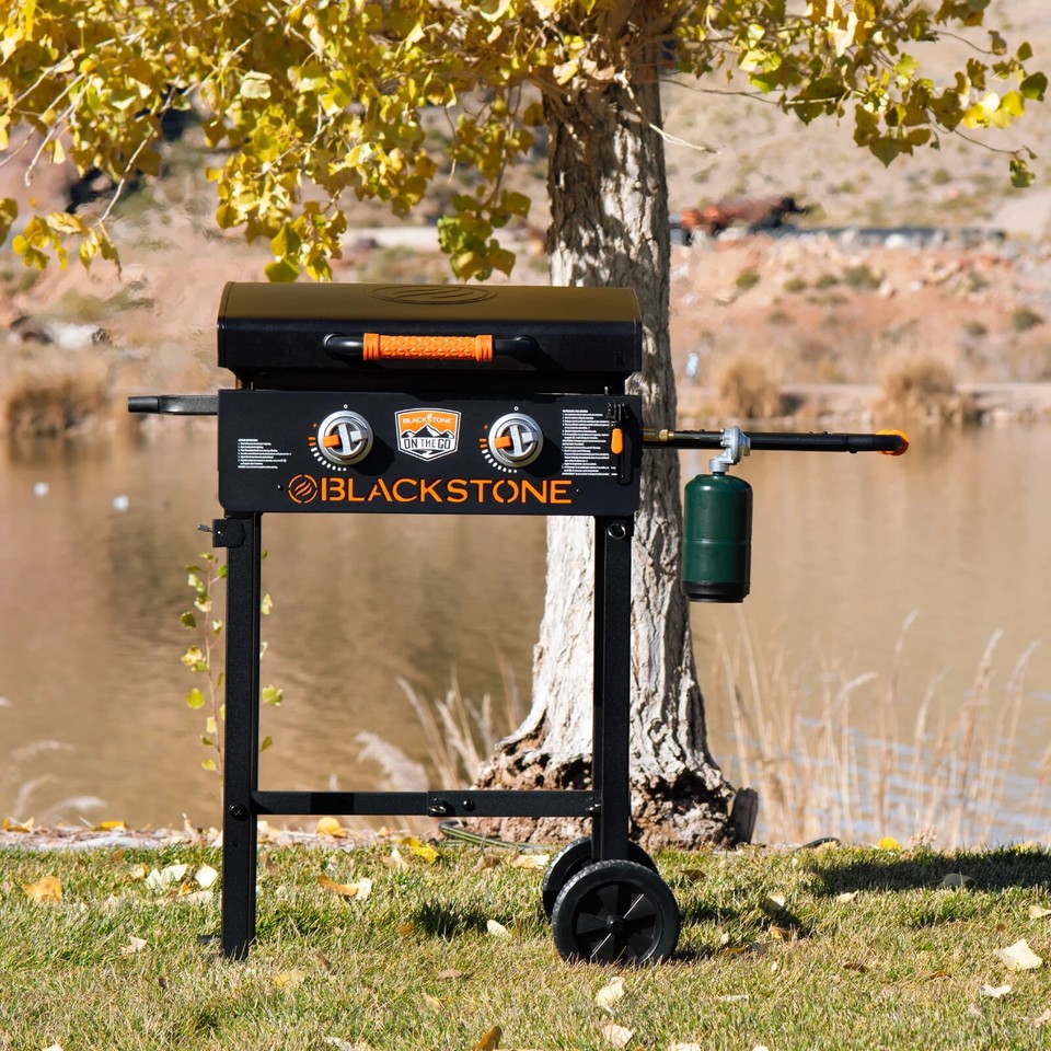 Blackstone On The Go 22in Straight Folding Leg Cart Griddle - 1944 | eBay