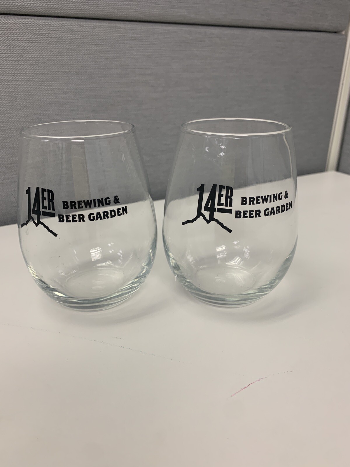 Set of 2, 10oz Glasses from the "14er Brewing & Beer Garden" in Denver ...