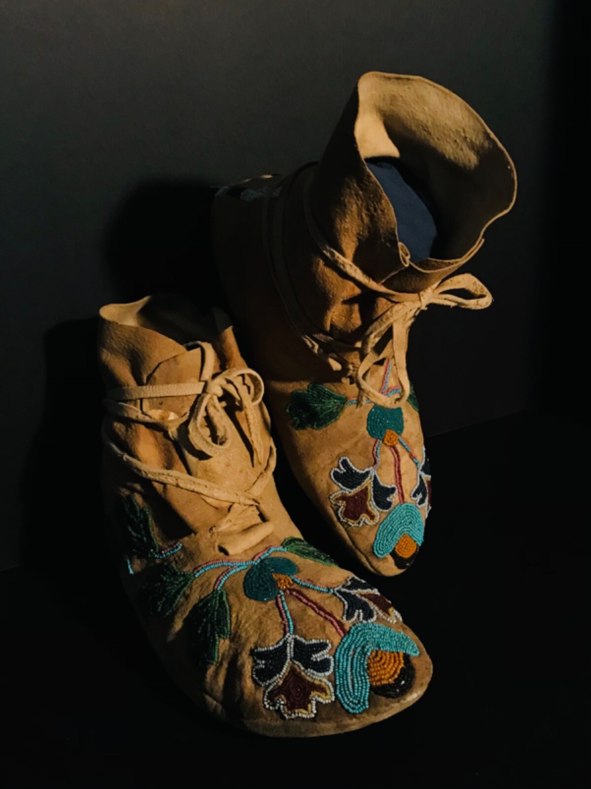 SANTEE SIOUX BEADED HIDE MOCCASINS, SEED BEAD FLORAL DESIGNS ...