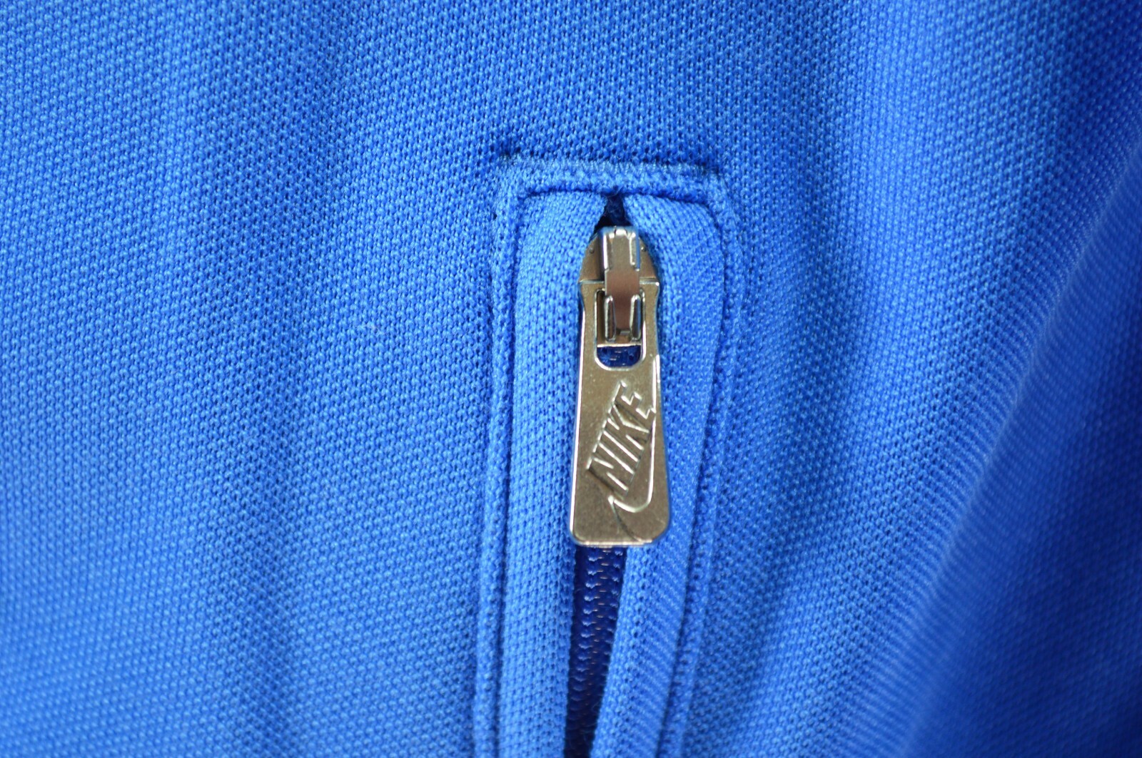 NIKE Sportswear Baby Blue Track Jacket Size XL Full Z… - Gem