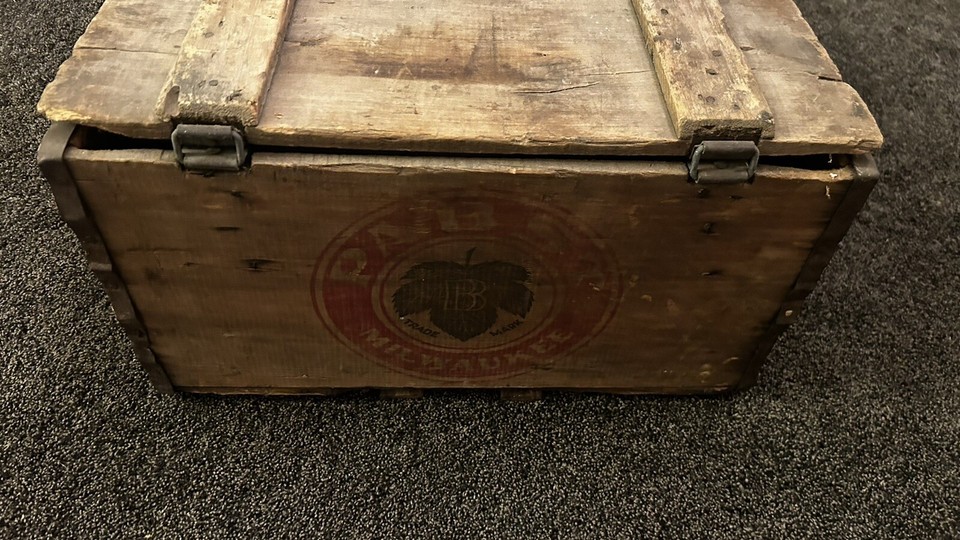 Rare Pre-Prohibition Pabst Blue Ribbon Wood Beer Crate W/ Hinged Lid ...