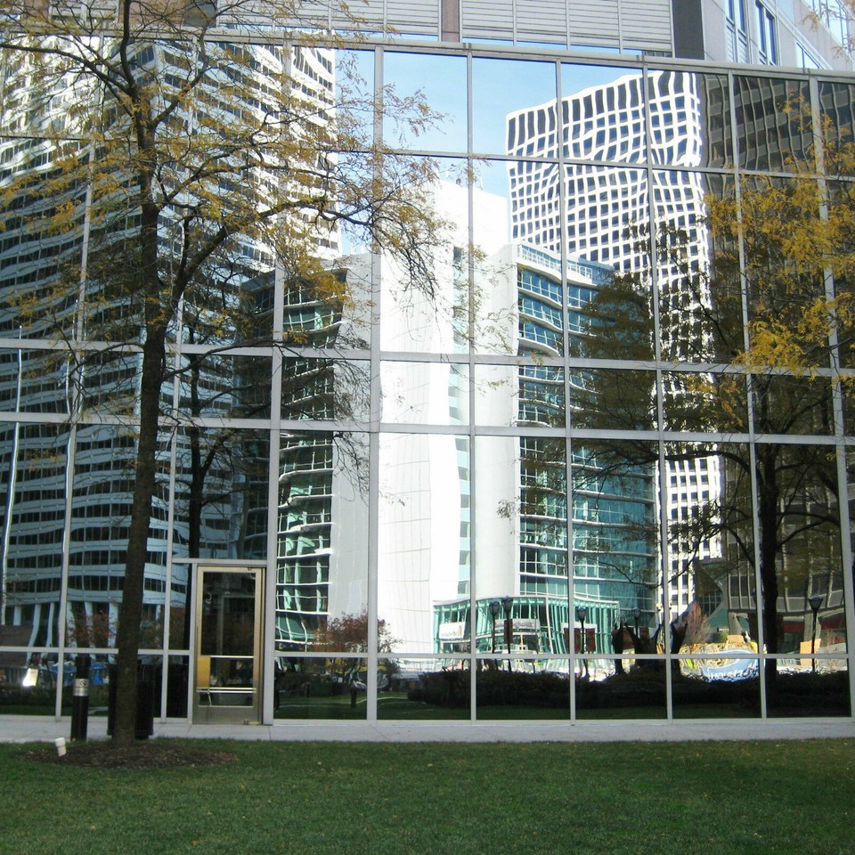Reflective Silver 20 Solar Mirror Window Film One Way Privacy Glass