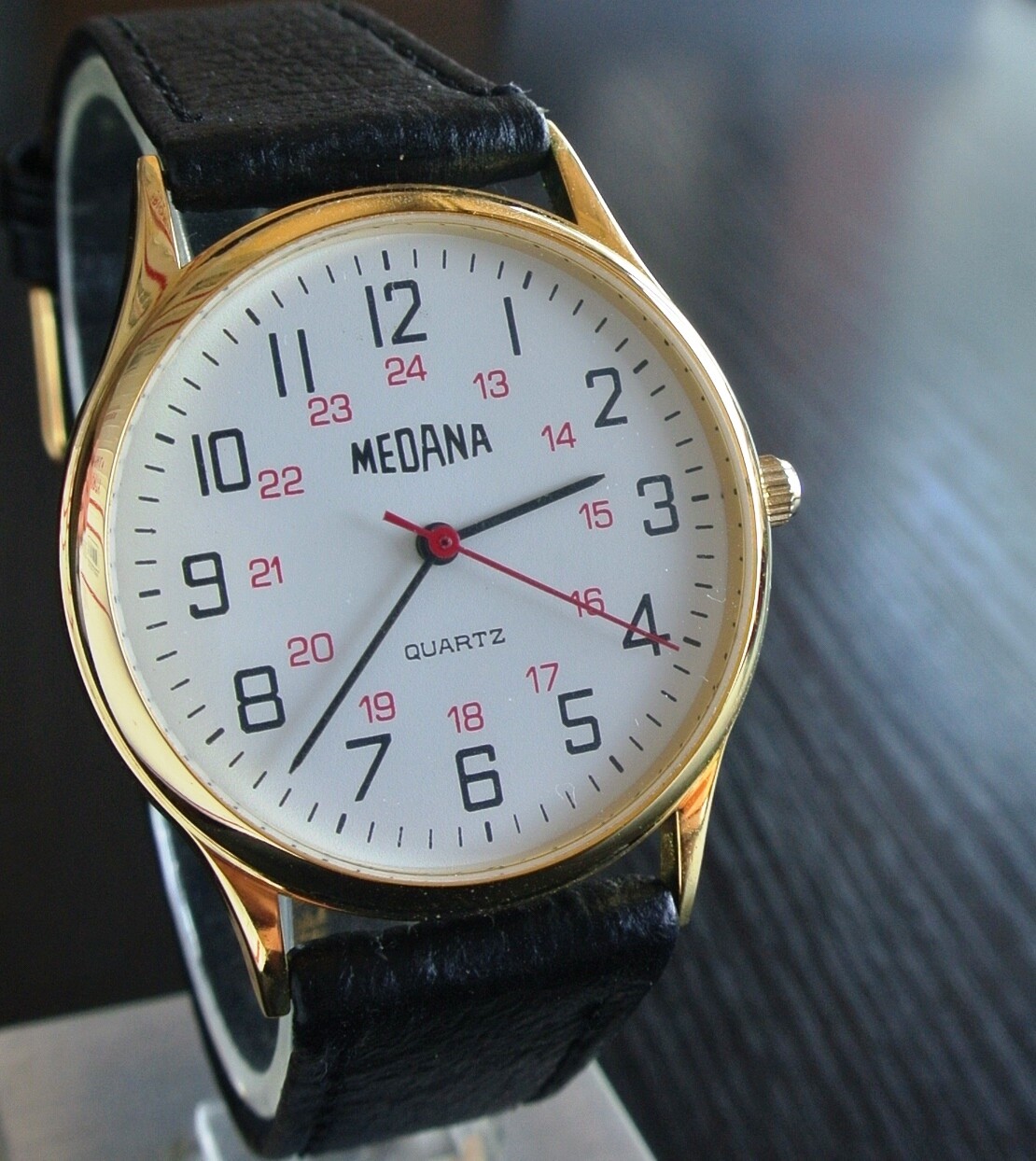 VINTAGE MEDANA 24 HOUR MILITARY DIAL SWISS QUARTZ MEN'S GOLD LEATHER ...