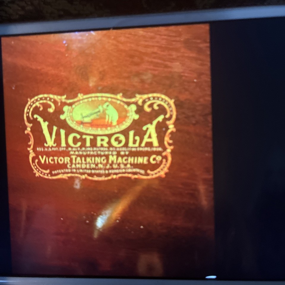 Antique Victor Victrola Talking Machine VV 215 Phonograph Cabinet ...