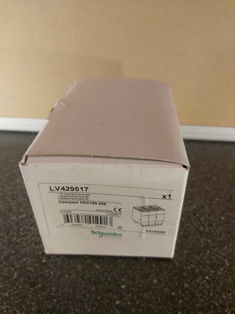 Schneider Long Terminal Shield 35 Mm Pitch Ip40 3 Pole - LV429517 for ...