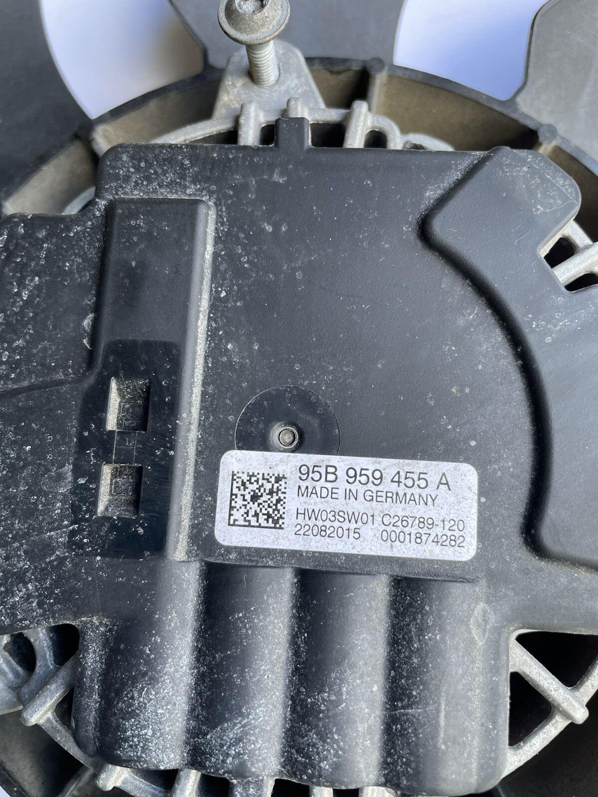 PORSCHE MACAN S COOLING FAN RIGHT MOTOR 3.0L 95B959455A OEM 2015 2016 ...