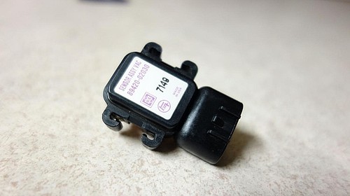 toyota corolla 1.8l vacuum sensor 89420-02030 8942002030 OEM a214 | eBay