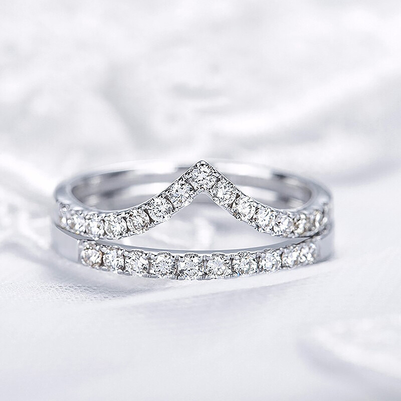 Fashion Top Quality Sparkling V Shape Stackable Rings Simple Adjustable ...