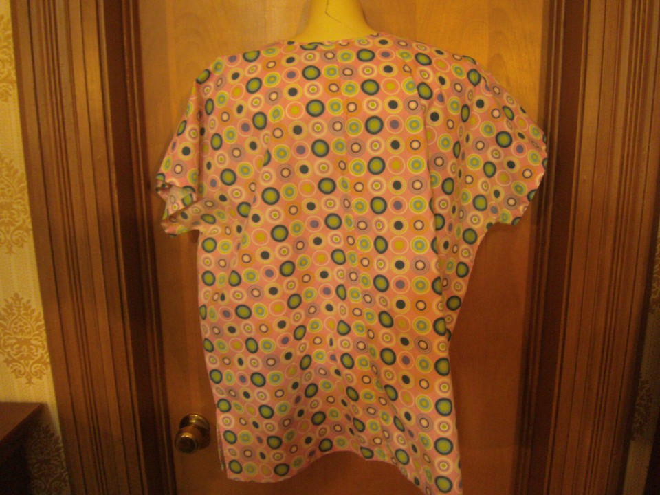 MHD Scrubs L (14-16) Pink with Circles pattern 3 Pockets | eBay