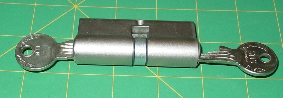 European Mortise Cylinder Keyway Key Turned Bolt SNS Gesetzlich ...