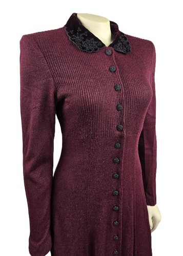 Vintage John Roberts Burgundy tweed stretch front button women's long ...