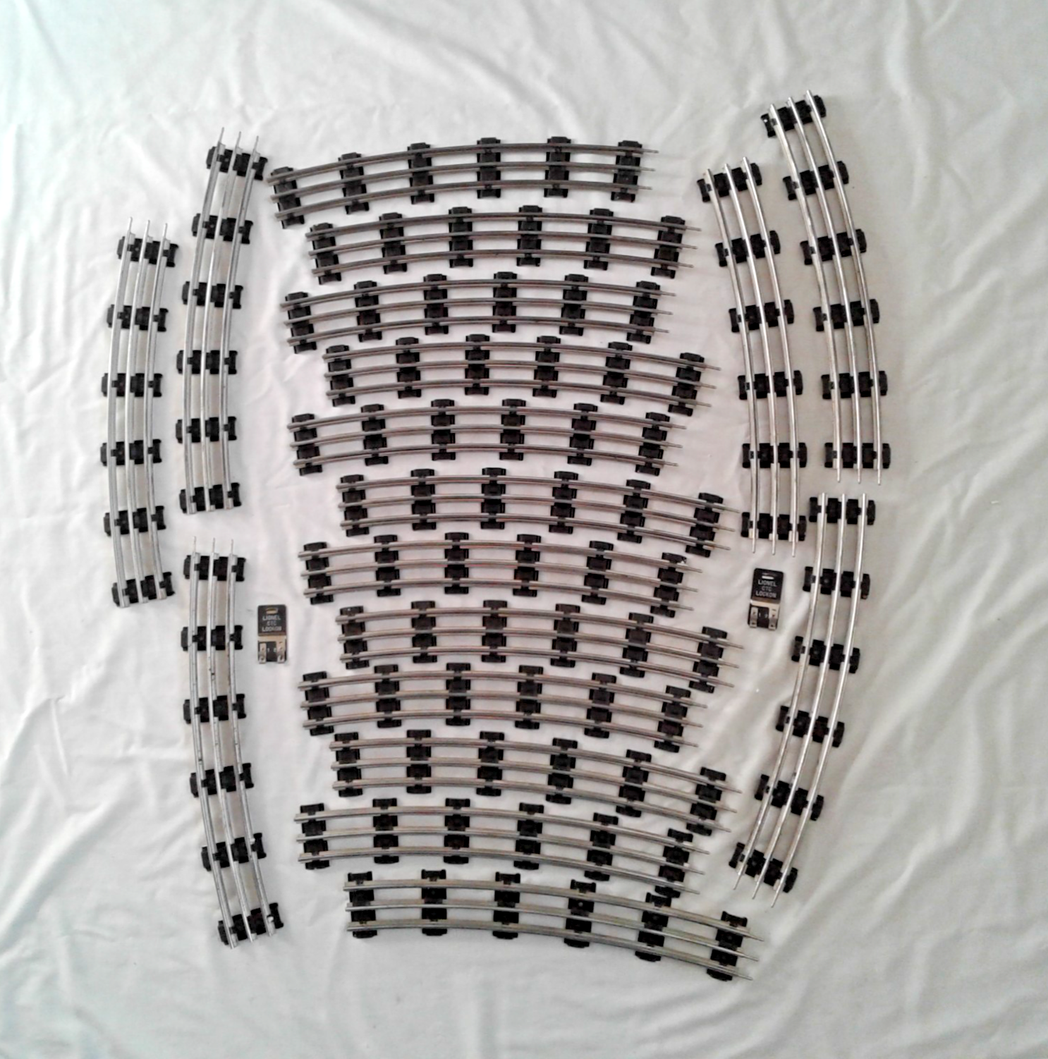 K LINE O72 Curved Tubular Steel Track, Black Ties, 18 pieces + 2 LIONEL ...