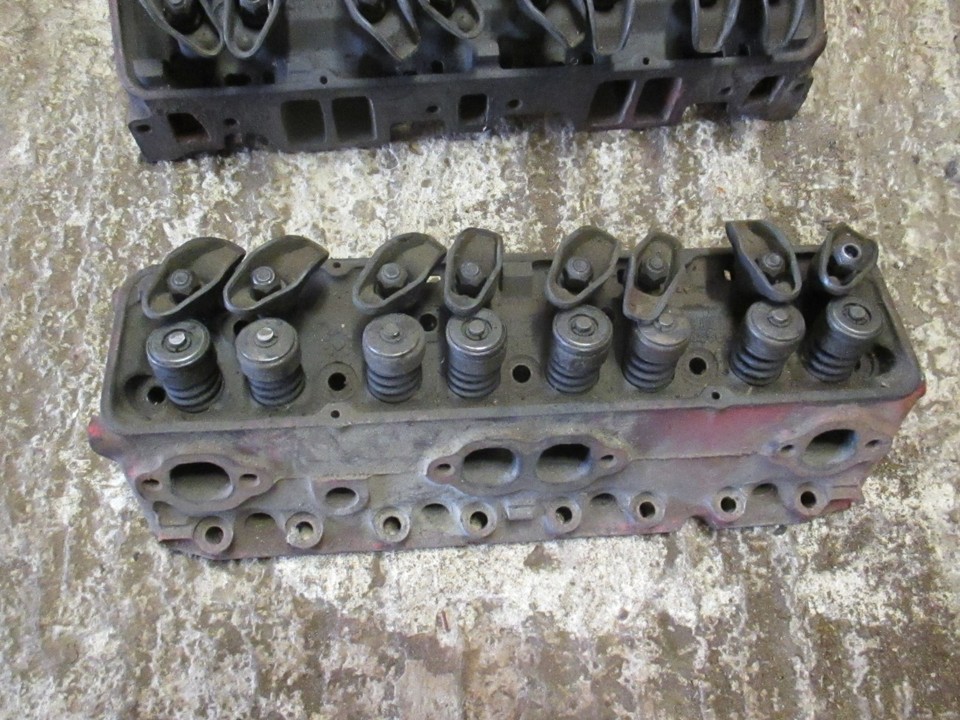 CHEVROLET 350 SMALL BLOCK 993 ENGINE CYLINDER HEADS 1971 - 72 HOT ROD ...