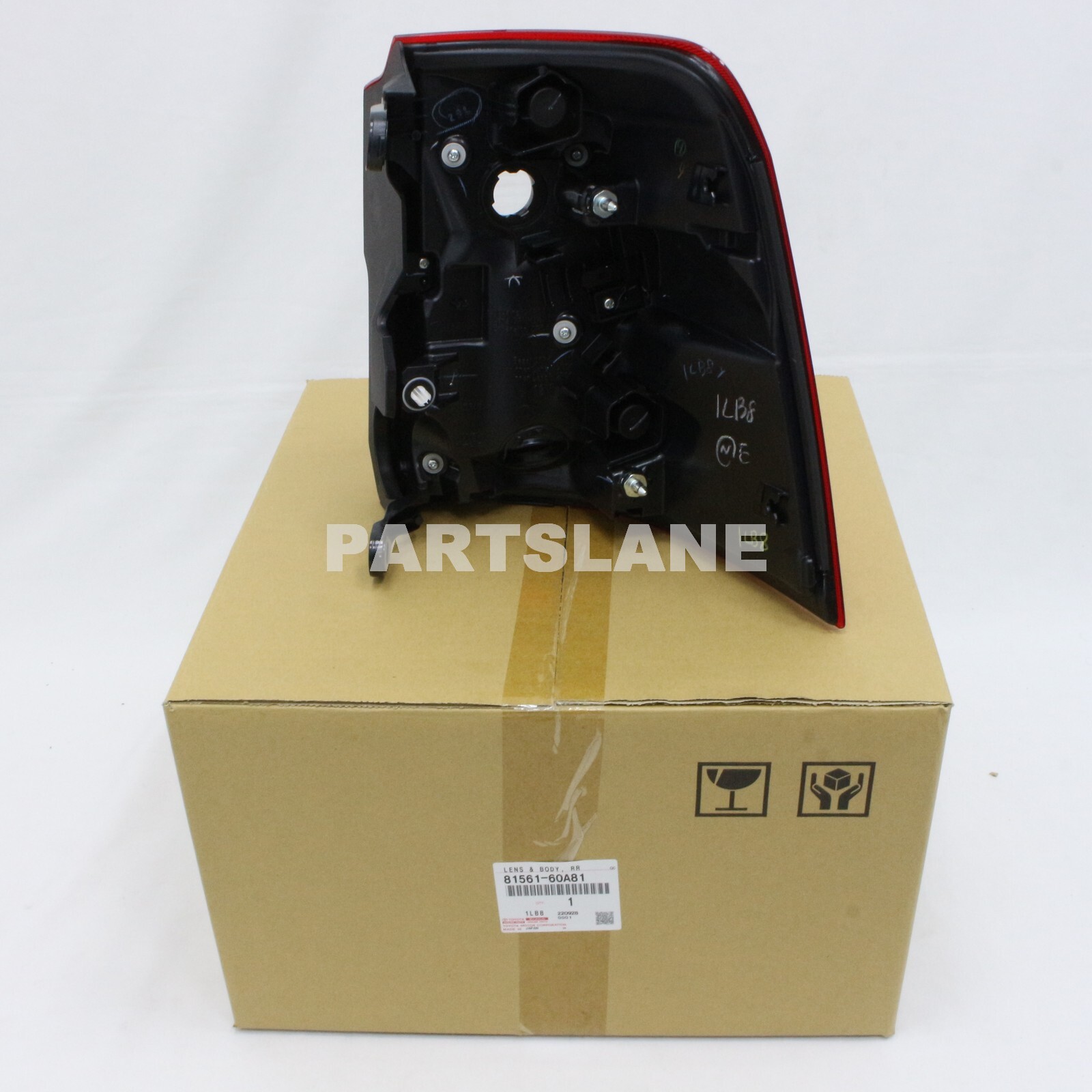 Toyota Land Cruiser OEM Rear Left Combination Lamp Lens and Body 81561 ...