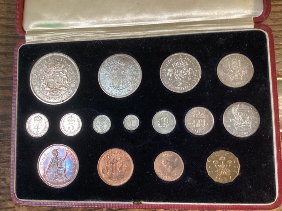 1937 Specimen Coin Set - 15 Coins Including Maundy Money - In Original ...