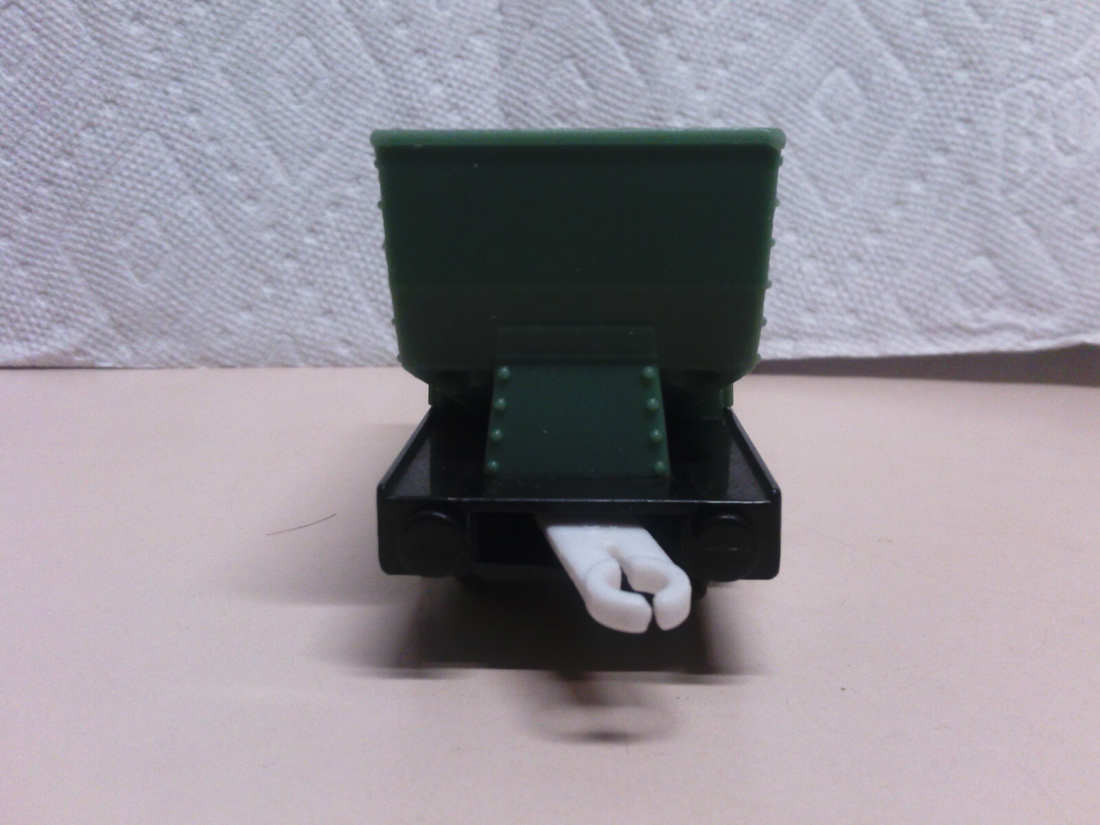 Thomas and Friends Trackmaster Sodor Mining Co Wagon Flipping Gold ...