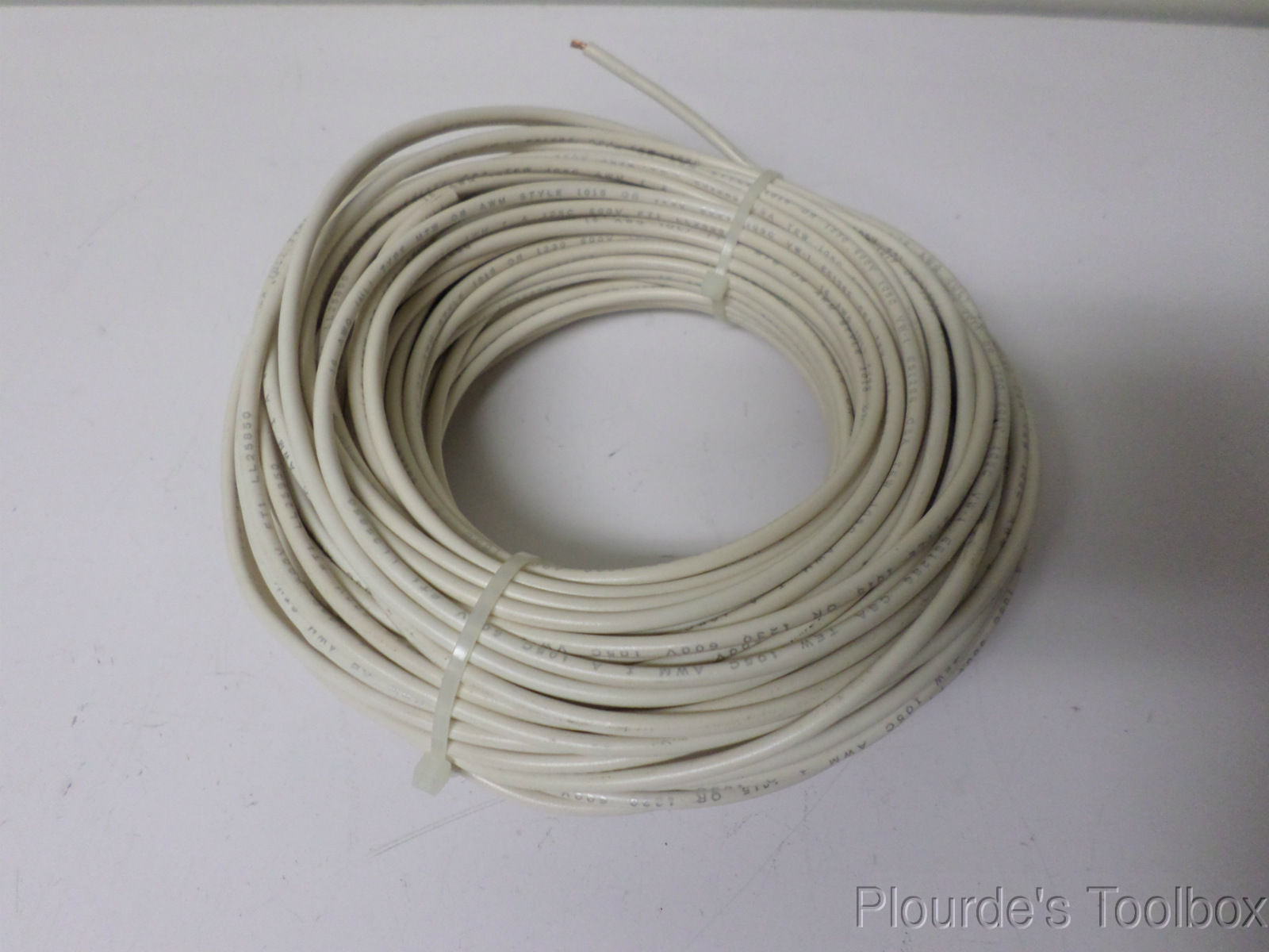 Approx. 110ft New Southwire 16 AWG White Hook-Up Wire, 600V, E51286 ...