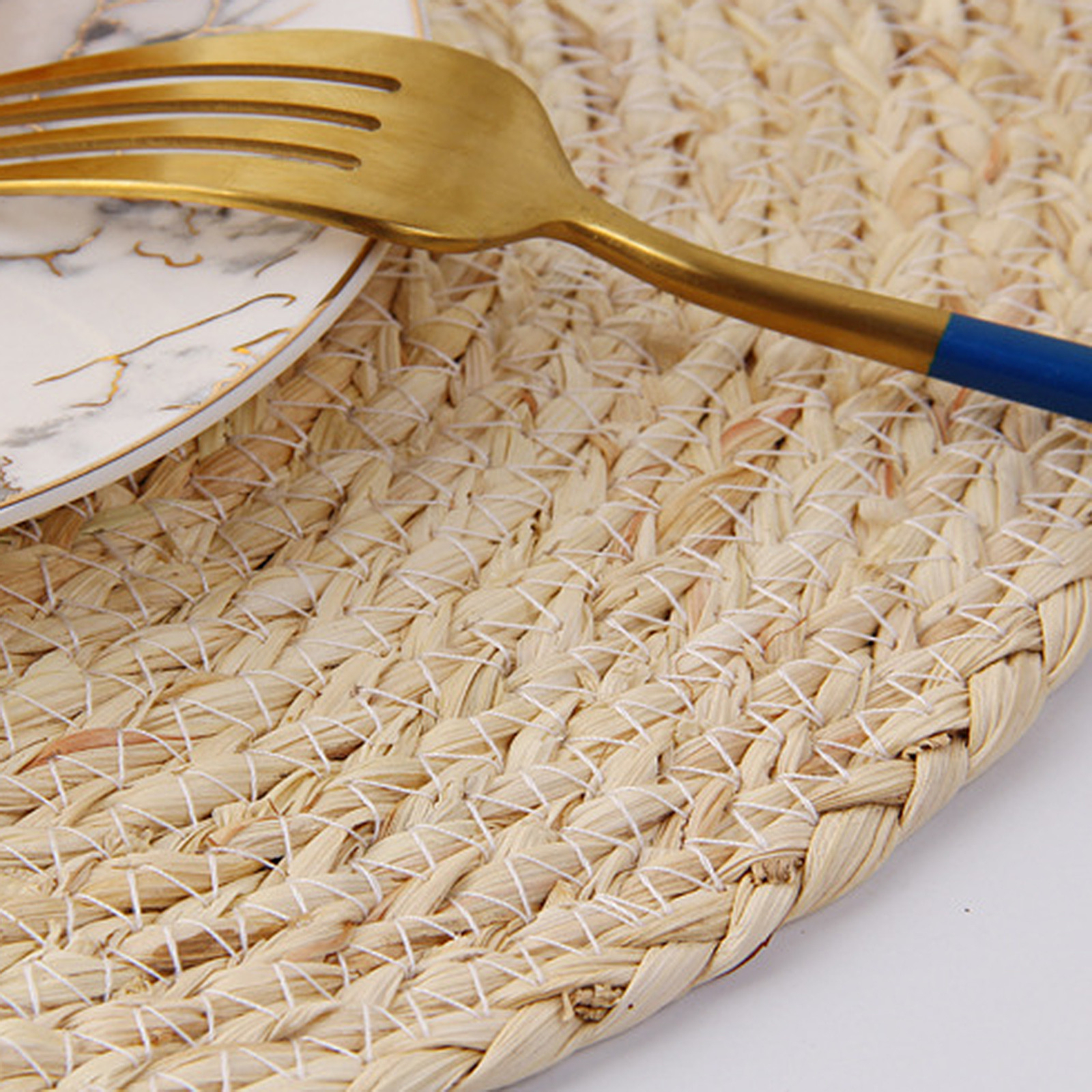 Dinner Mat Natural Anti-scratch Insulated Straw Table Mat Round Shape ...