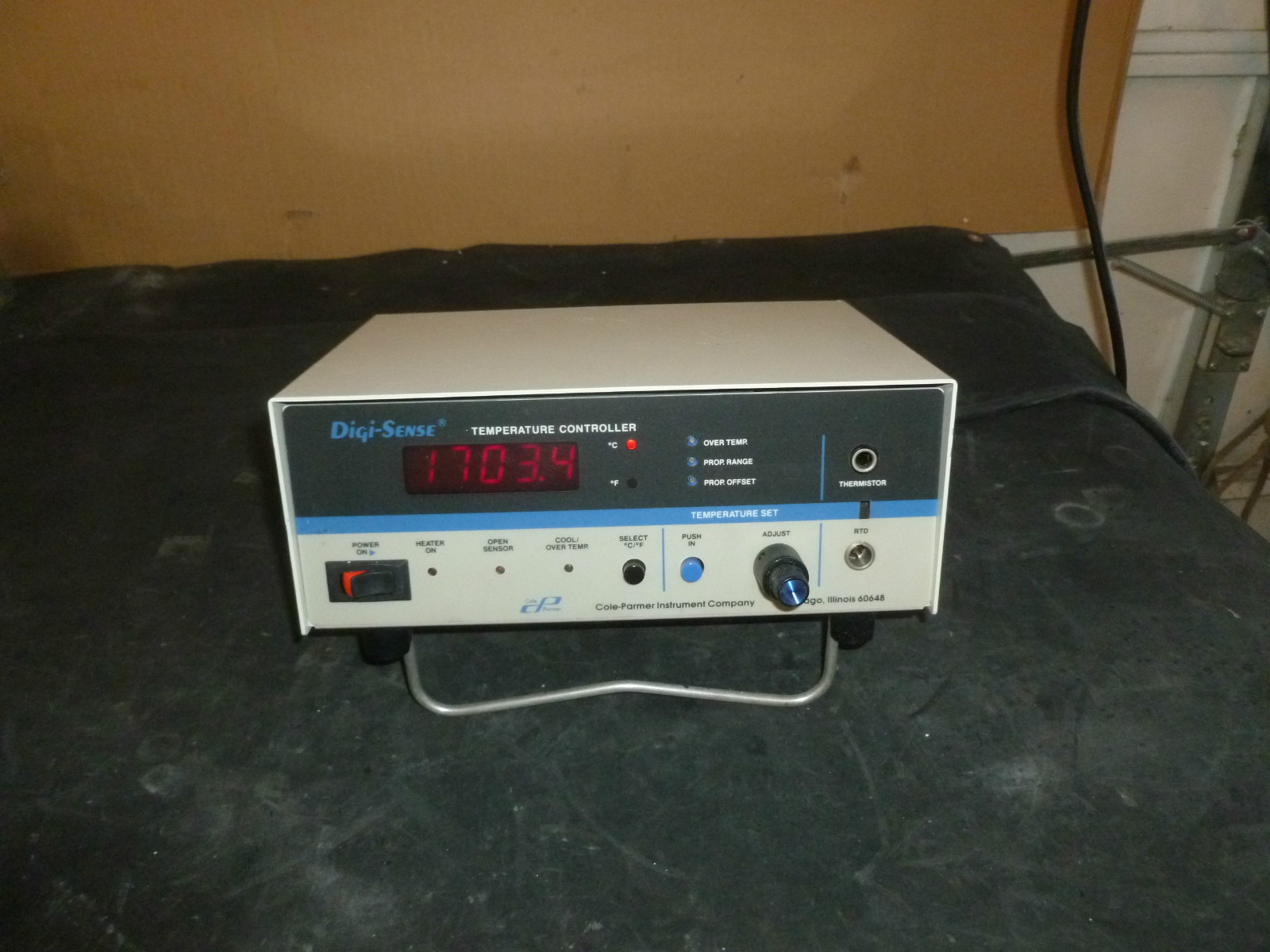 Cole Parmer Digi-Sense model 2186-20 Temperature Controller | eBay