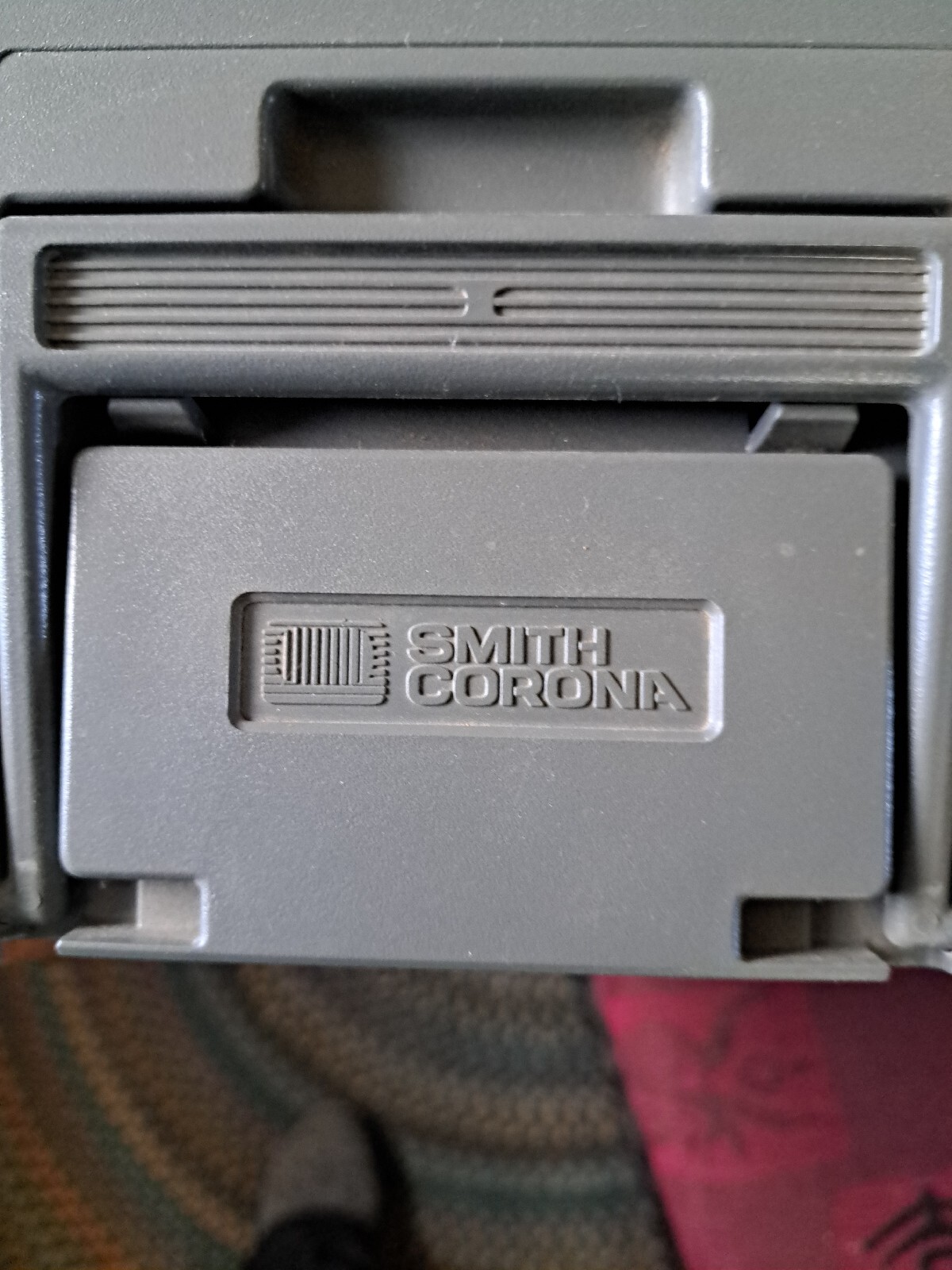 Smith Corona SD700 Spell Right Dictionary Memory Electronic Typewriter ...