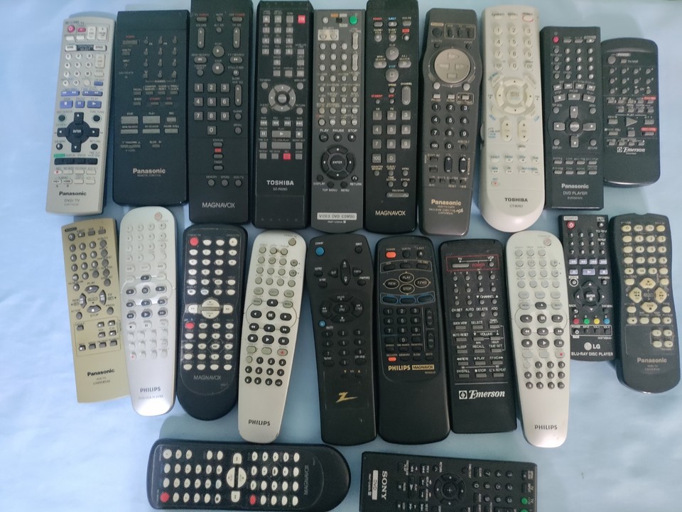 REMOTE CONTROLS (22 remotes) for dvd/vcr/tv/ combo players to many ...