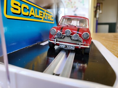NEW SCALEXTRIC C2921A Austin Mini Cooper S "The Italian Job" Ltd ...