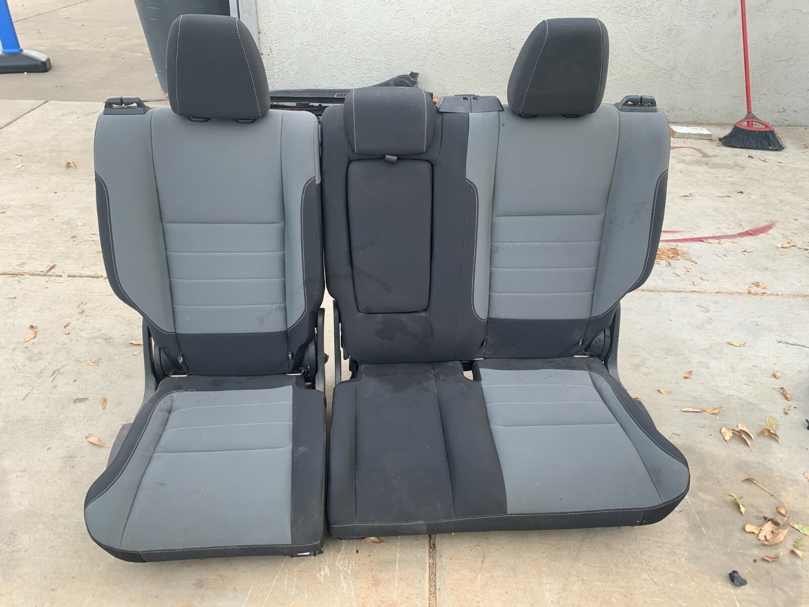 2016 FORD ESCAPE 2.0T REAR SEATS W/ HEADREST SET OEM | eBay