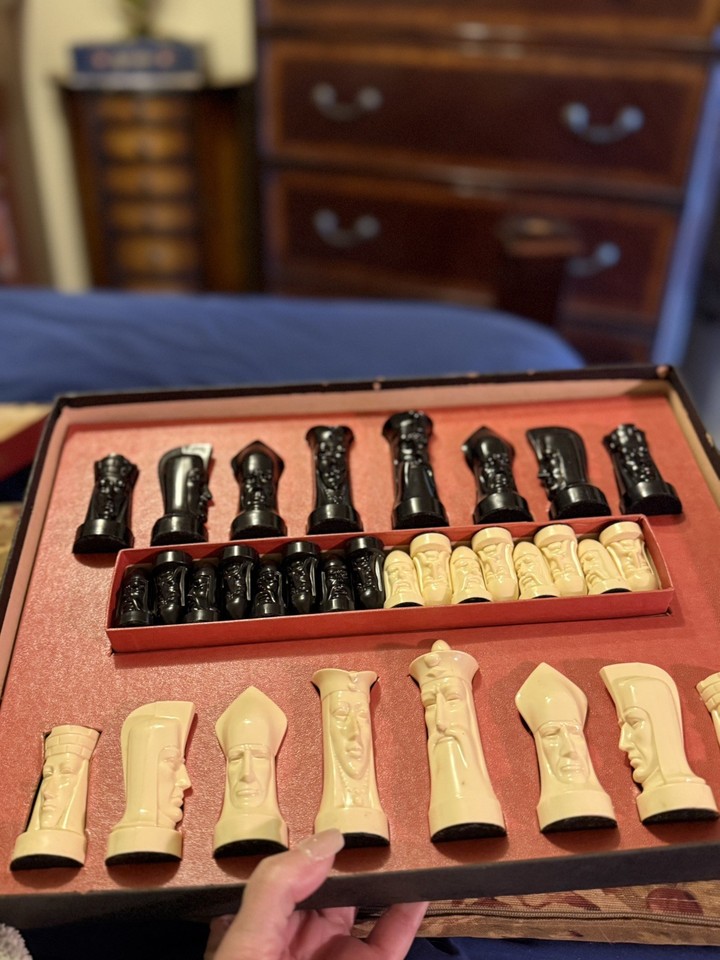 Vintage 1957 Peter Ganine Sculptured Gothic Chess Set SALON Edition | eBay