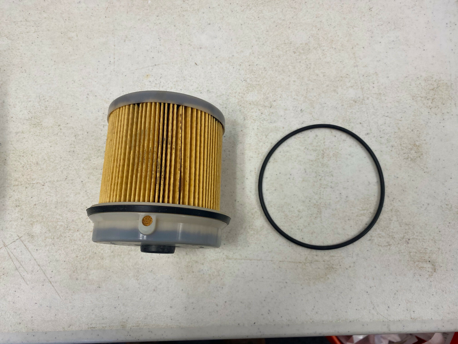 Fleet Value Isuzu Element Fuel Filter 2945611050 97780198 for sale ...