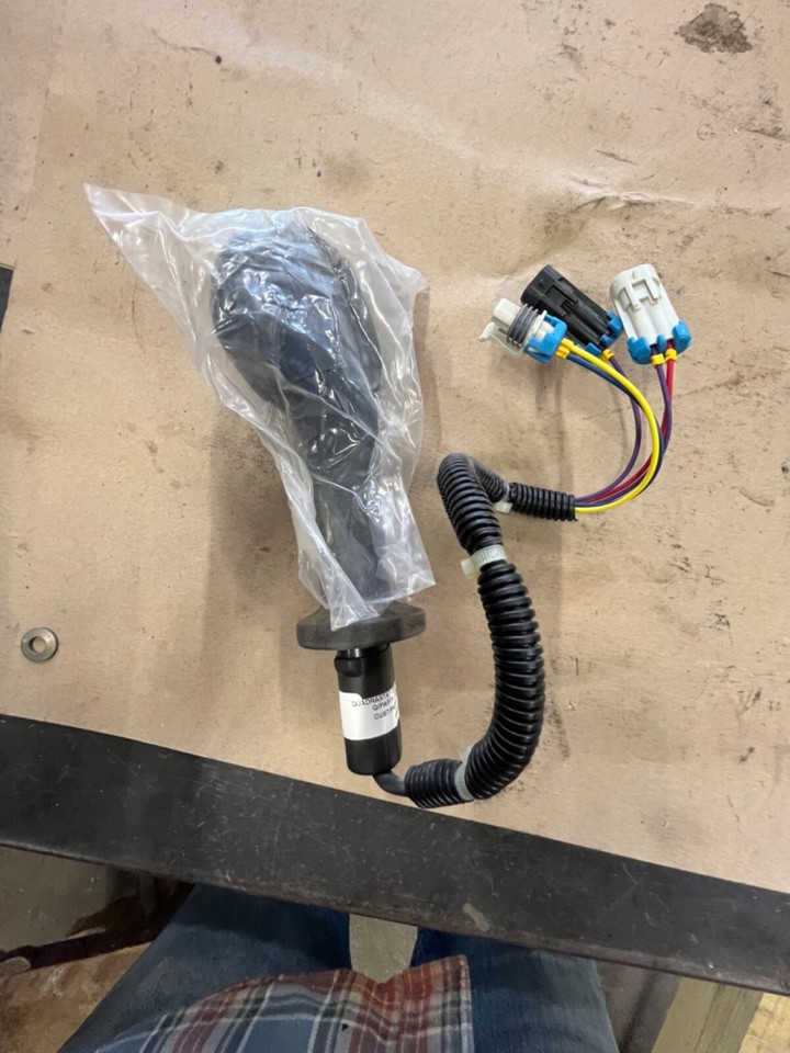 NOS 308598A1 RH Joystick Control Handle for fits Case 75XT 90XT 85XT ...