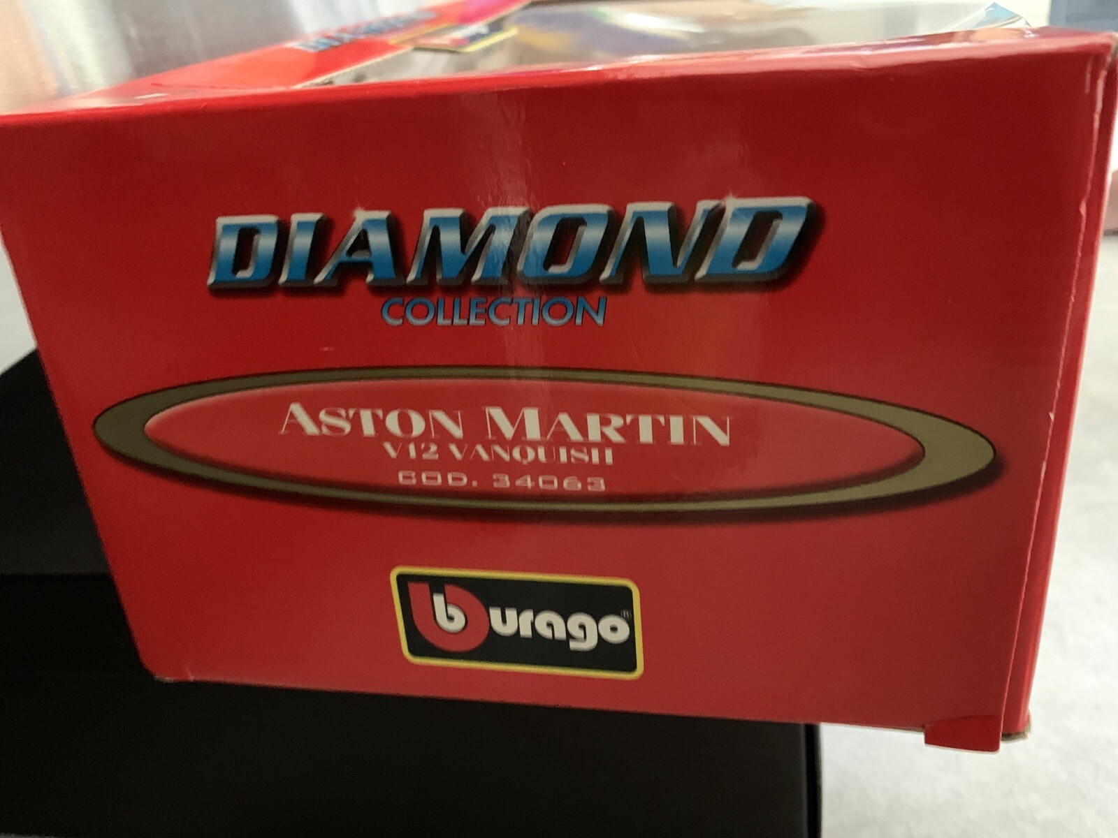 BURAGO ASTON MARTIN V12 VANQUISH NEUF DANS SA BOITE 34063 | eBay