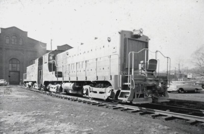 RDG reading railroad SW-1200 2703 fresh from EMD reading,pa. b-w slide ...