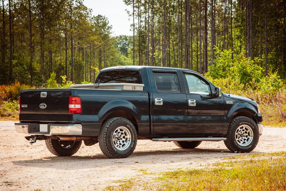 17" RockTrix RT117 17x9 -12 Machined Gunmetal Wheel 6x135 Rim 87.1mm ...