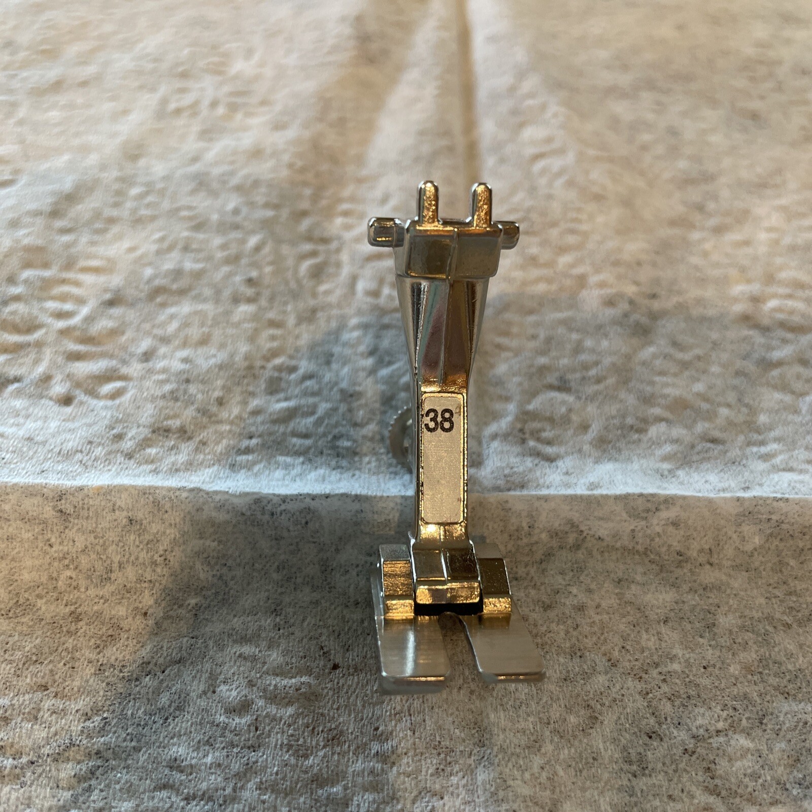 Genuine BERNINA Piping Foot #38 - Old Style for sale online | eBay