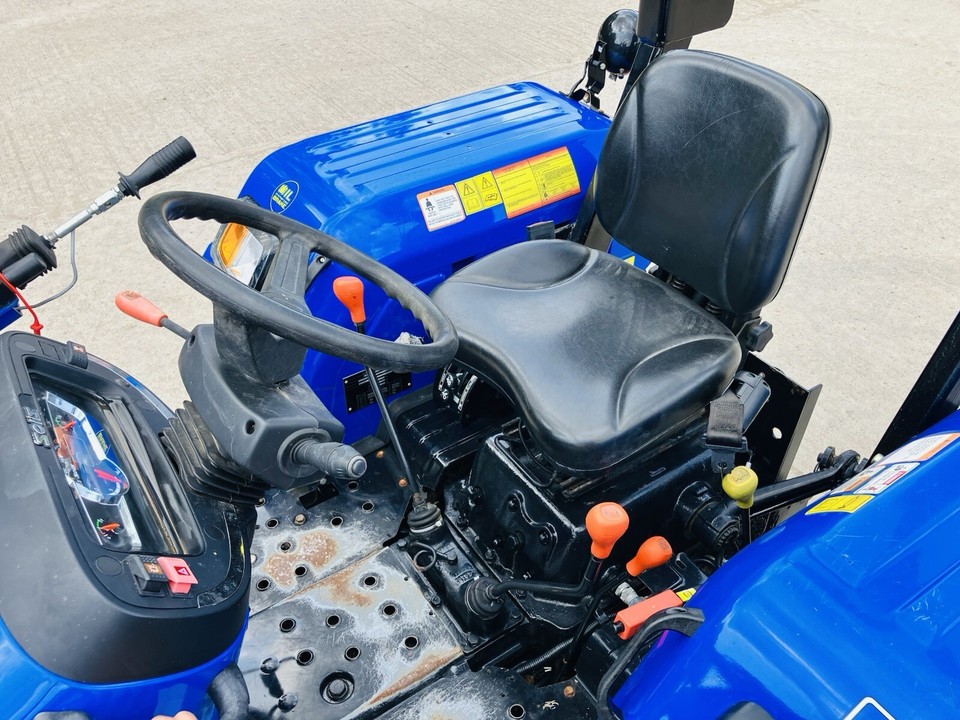 2020 Solis 50 RX 4WD Tractor & Loader, Very good all round, ONLY 260 ...