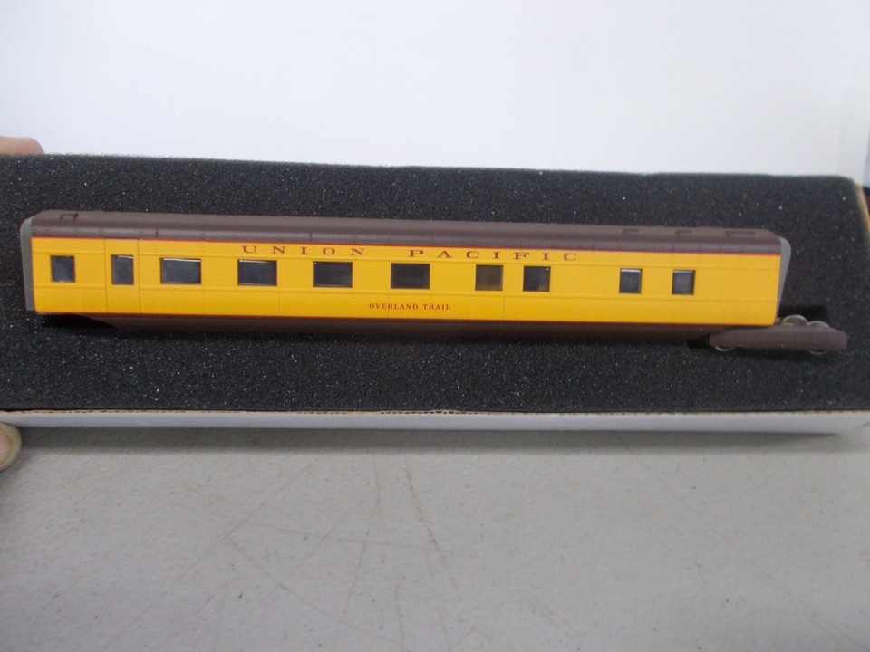 CON COR # 008782 ~ UNION PACIFIC M-10000 (OVERLAND TRAIL) ADD-ON CAR~HO ...