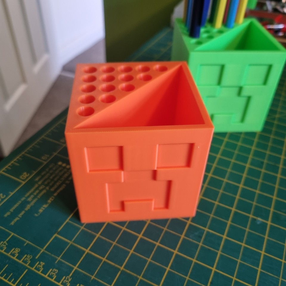 Minecraft creeper Pen Pencil Holder Gaming Desk Tidy | eBay UK