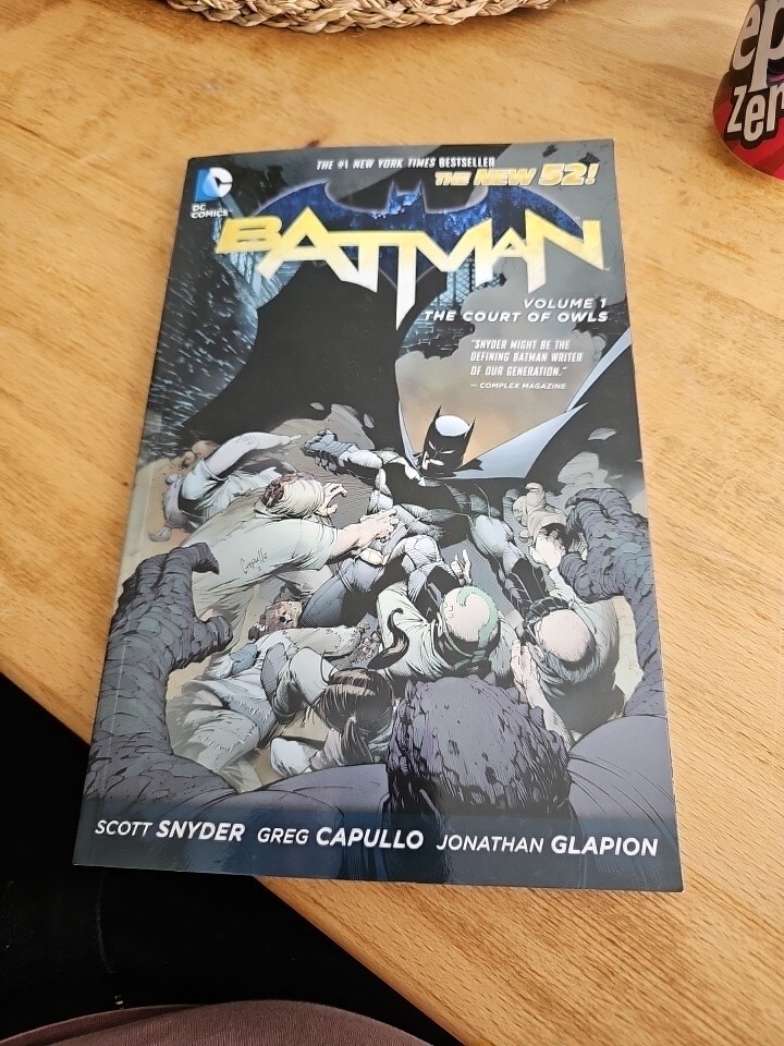 Batman Vol. 1: The Court of Owls (The New 52) by Scott Snyder (Paperback, 2013) | eBay
