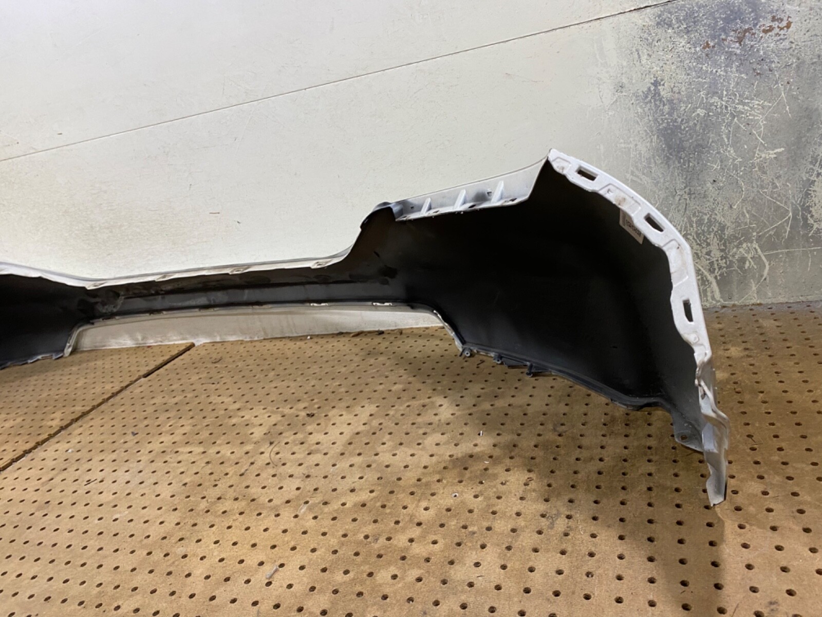 OEM 2017-2019 Honda CR-V Front Bumper 71101-TLA-A000 | eBay