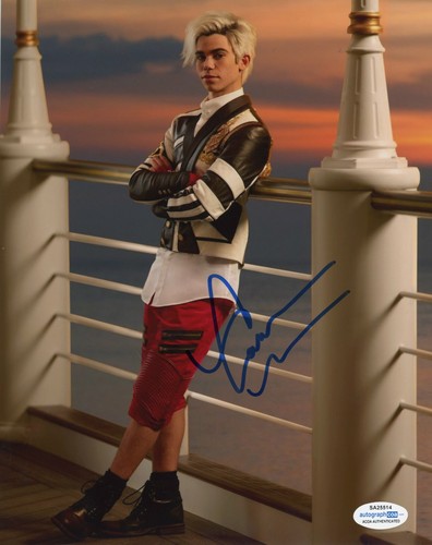 Cameron Boyce Descendants Autographed Signed 8x10 Photo ACOA 2020-5 | eBay