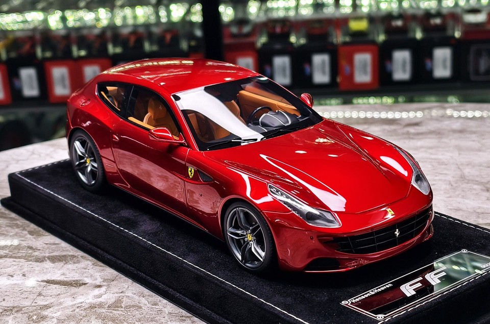 *SUPER RARE* HH Model 1/18 Ferrari FF V12 (Rosso Fuoco Red) LIMITED 20 ...