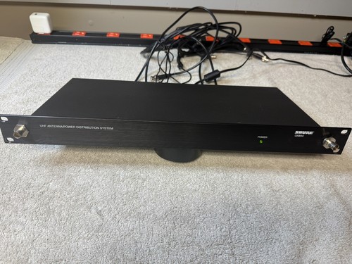 Shure UA844 US Antenna/Power Distribution System UHF 470–900 MHz AC ...