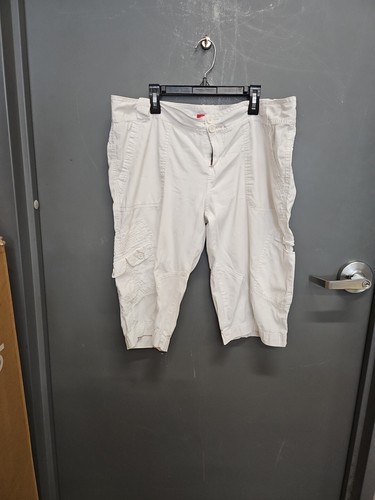 Womens Union Bay White Cargo Capris Sz 15 | eBay