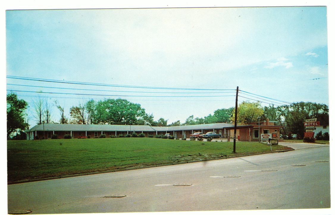 Undated Unused Postcard Albion Motel Strongsville Ohio OH south of ...