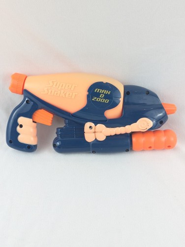Official Super Soaker Max-D 2000 Water Gun – Hasbro Maximum Distance ...